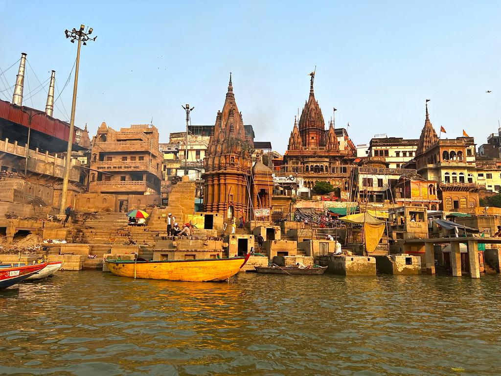 GHAT -"LIVE THE UNKNOWN".